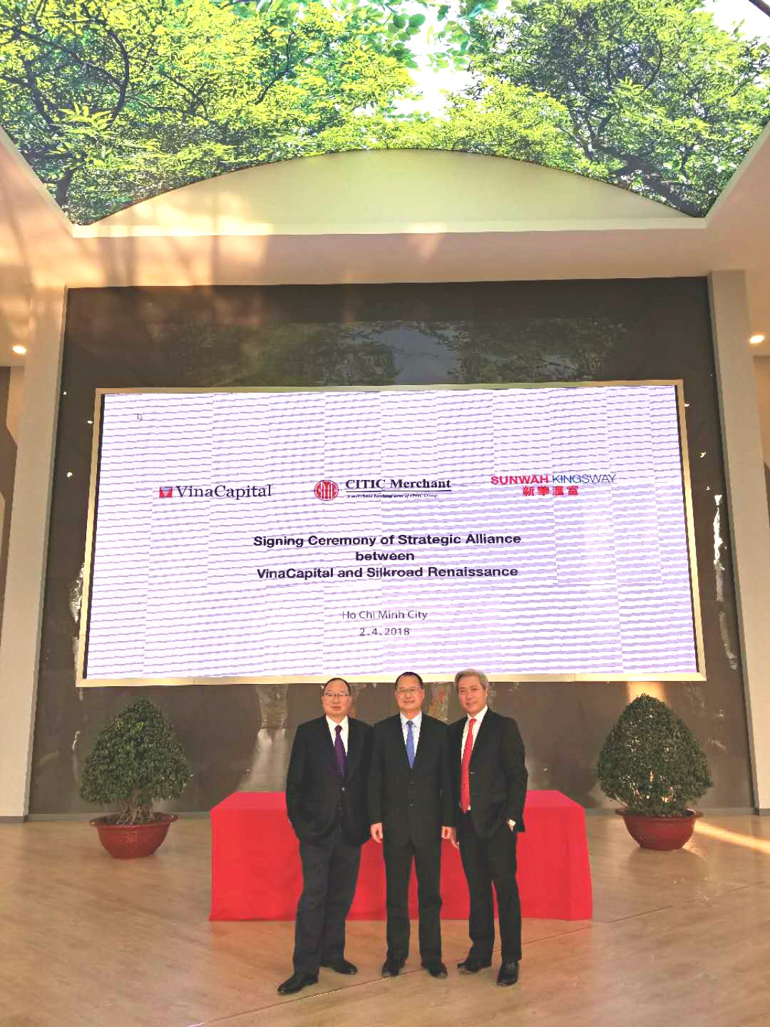 VinaCapital Group and Silkroad Renaissance signed a Strategic Alliance ...